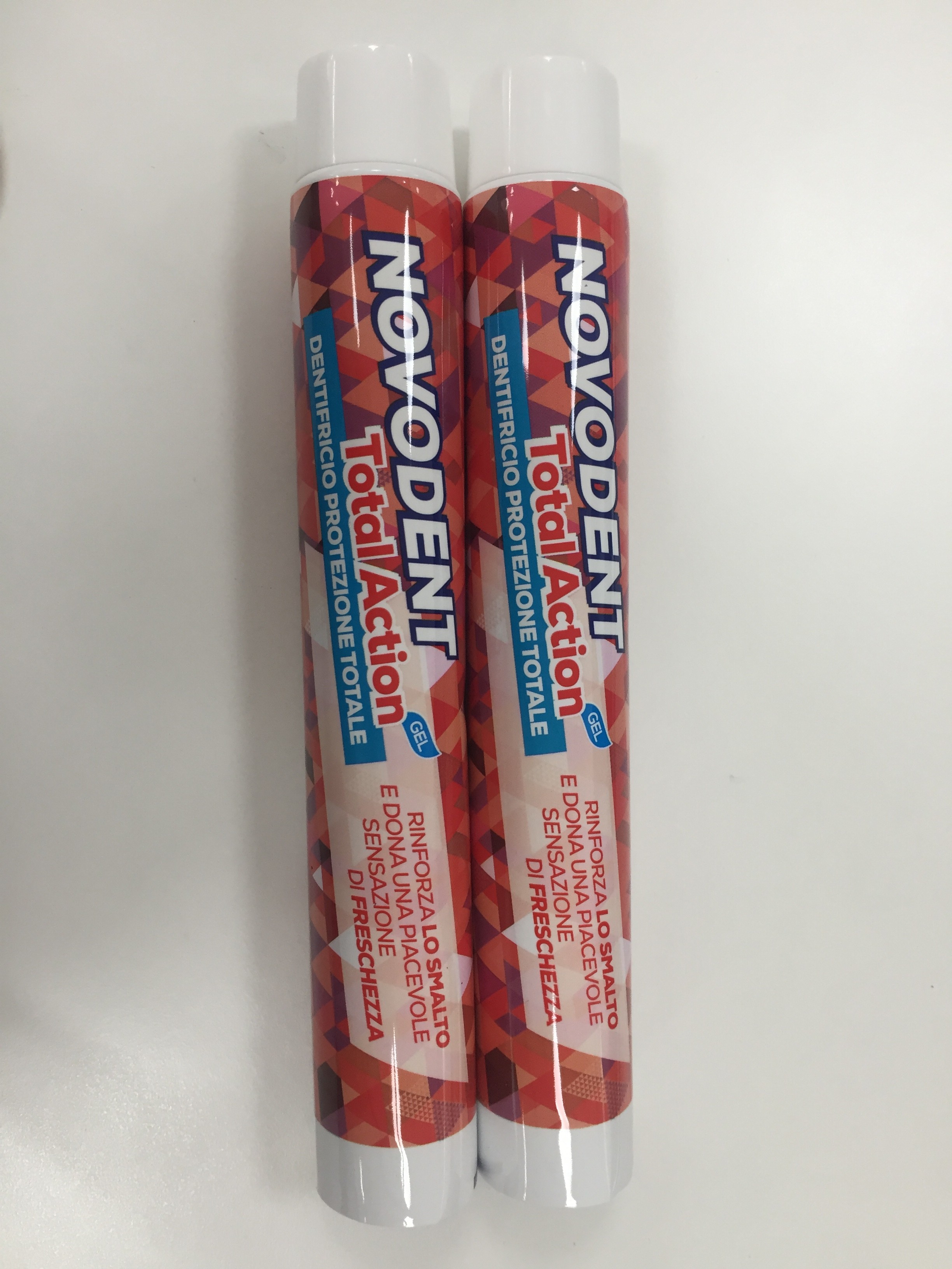 Round Laminated Aluminum Barrier Toothpaste Tube With Fez Cap Φ28 250μ